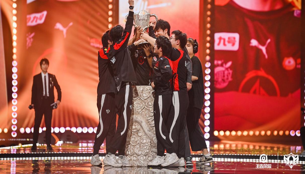 2024年KPL夏季赛总决赛在泉州晋江举行 成都AG超玩会夺冠 - 新华网客户端